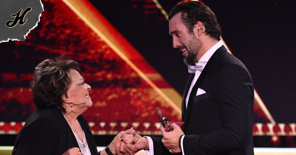 GLOSA: Falešný Slavík. Vtipy o přirození převálcoval jen upřímně dojatý ...